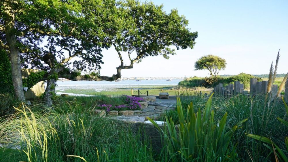 How to Design Your Own Seaside Garden - Cool Spaces